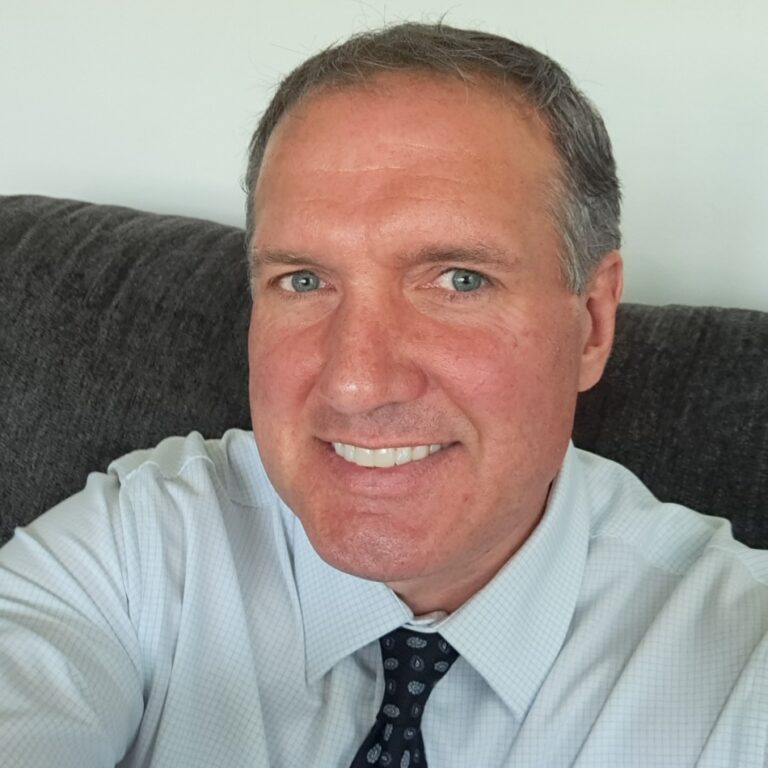 Meet Our Team - Universal Accounting School